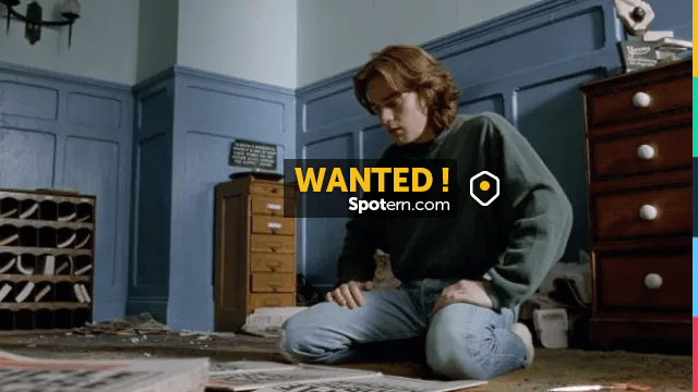 Green sweatshirt worn by Alex Law (Ewan McGregor) as seen in Shallow ...