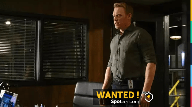 Watch worn by Donald Ressler (Diego Klattenhoff) as seen in The ...
