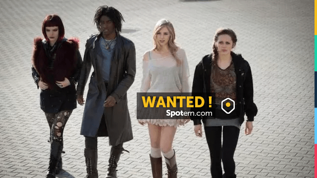 Pattern top worn by Arriane Alter (Daisy Head) in Fallen movie | Spotern