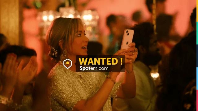 Pearls earrings worn by Audrey (Jennifer Aniston) as seen in Murder ...