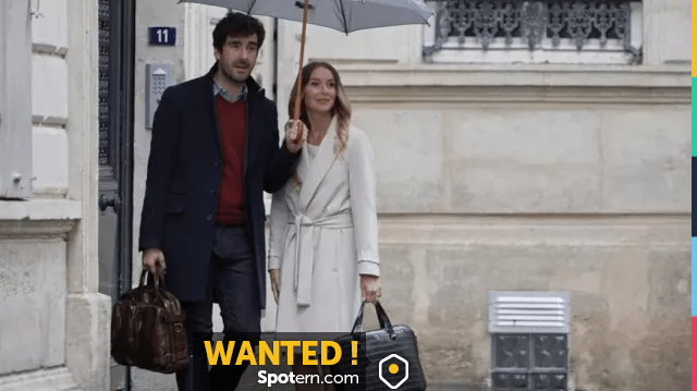 Leather bag worn by Anna Bowman (Alexa PenaVega) as seen in A Paris ...