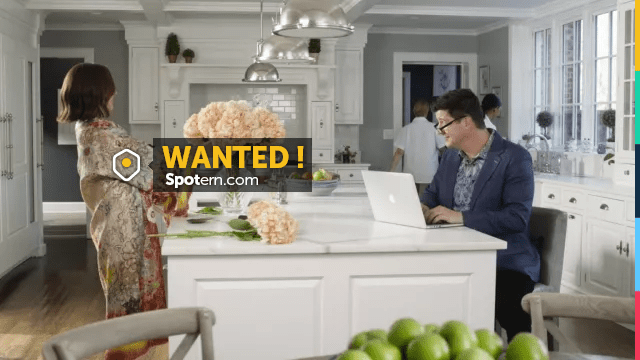 Printed Dressing Gown worn by Pat Dubek (Molly Shannon) as seen in The ...