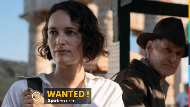 The green stone ring worn by Helena Shaw (Phoebe Waller-Bridge) in the ...