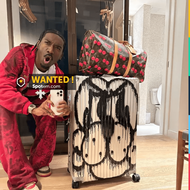 Tracksuit in red worn by BruceDropEmOff on the Instagram account of ...