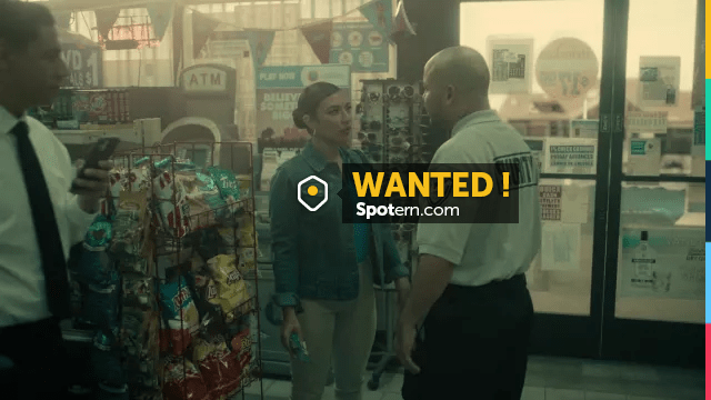 Chaqueta vaquera usada por Ruby (Ivana Rojas) como se ve en la serie de ...