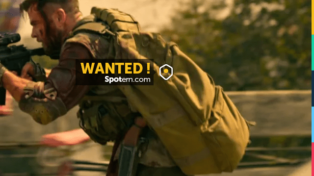 Sling military backpack worn by Tyler Rake (Chris Hemsworth) in ...