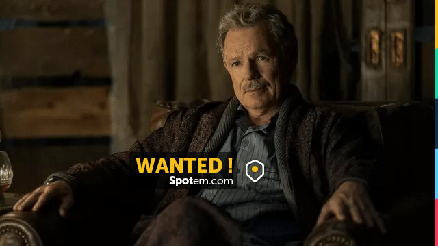 Blue striped pajamas set worn by Roderick Usher (Bruce Greenwood) as ...