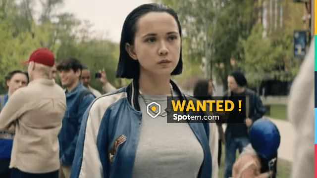 Half Pearl Half Chain Necklace worn by Jordan Li (London Thor) in Gen V ...