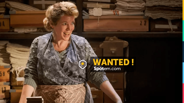 Printed apron worn by Mrs. Scrubbit (Olivia Colman) as seen in Wonka ...