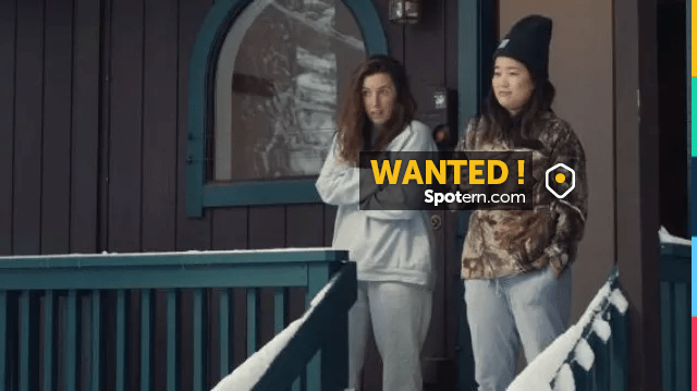 Chaqueta de camuflaje usada por Lucy Lin (Jadyn Wong) como se ve en la ...