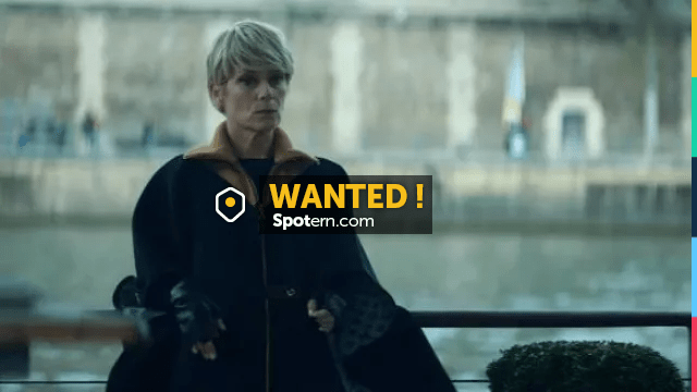 The zipped coat worn by Selma (Marina Foïs) in the series Furies ...