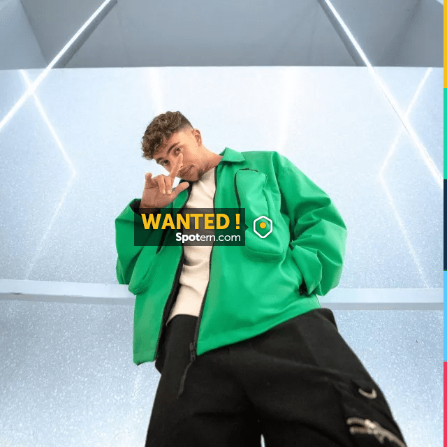 Veste verte de Inoxtag sur le compte Instagram de @inoxtag | Spotern