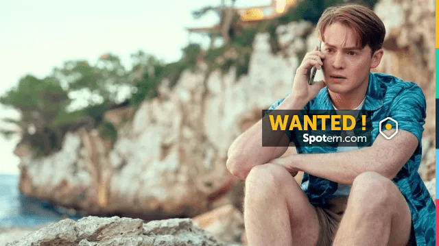Heartstopper TV series Outfits: Nick Nelson (Kit Connor) is wearing ...