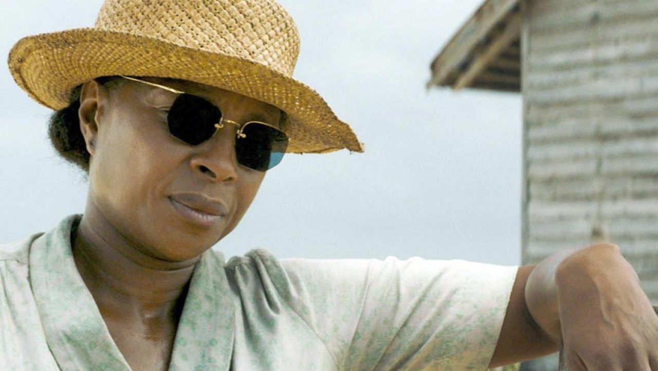 The sunglasses of Florence Jackson (Mary J. Blige) in Mudbound | Spotern
