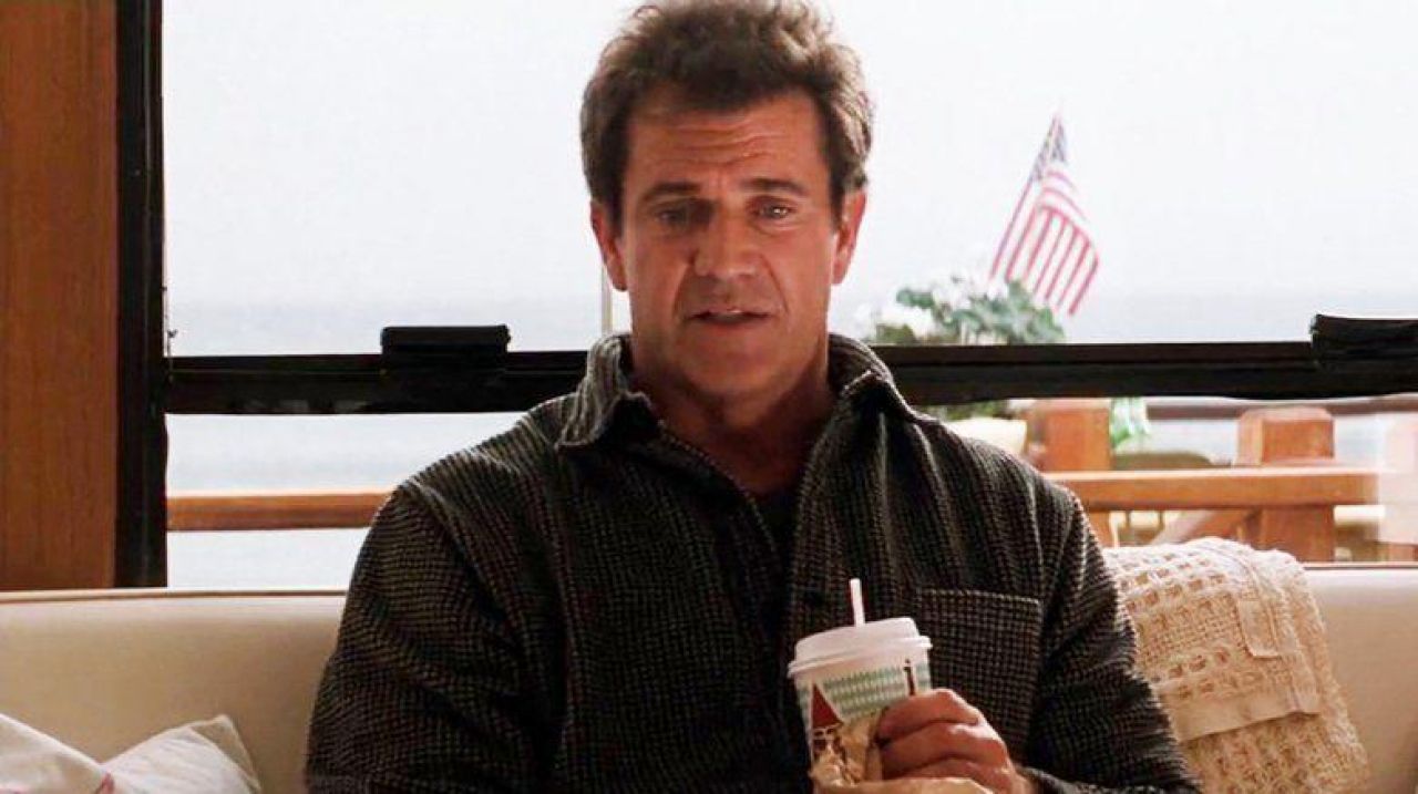 The shirt of Martin Riggs (Mel Gibson) in lethal Weapon 4 | Spotern
