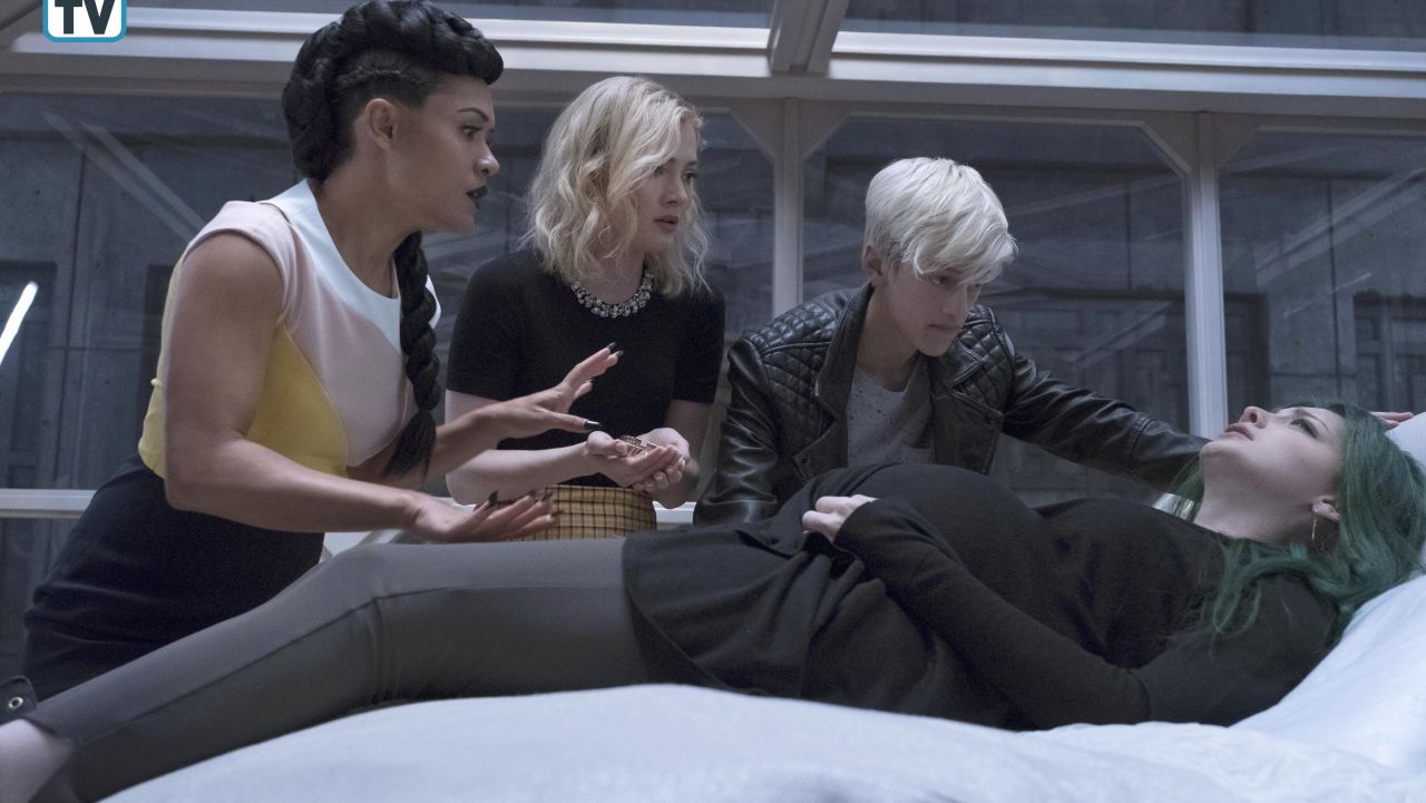 Dress worn by Reeva Payge (Grace Byers) a seen in The Gifted Season 2 ...