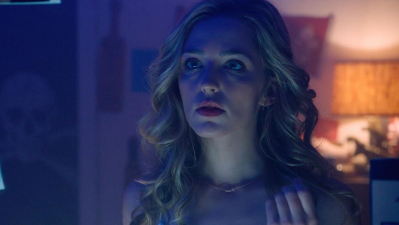 "Tree" Necklace worn by Tree Gelbman (Jessica Rothe) in Happy Death Day ...