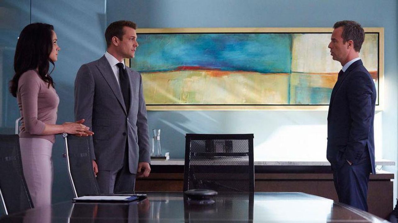 The table in the conference hall of Pearson Specter Litt in Suits ...