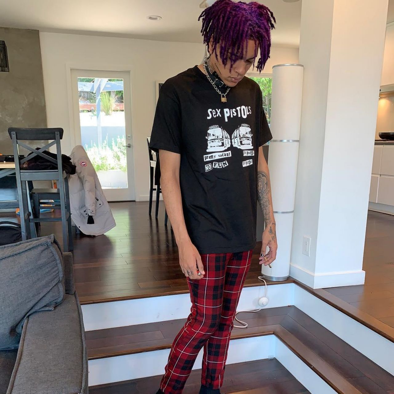 Pants worn by Poorstacy in one of his Instagram posts | Spotern