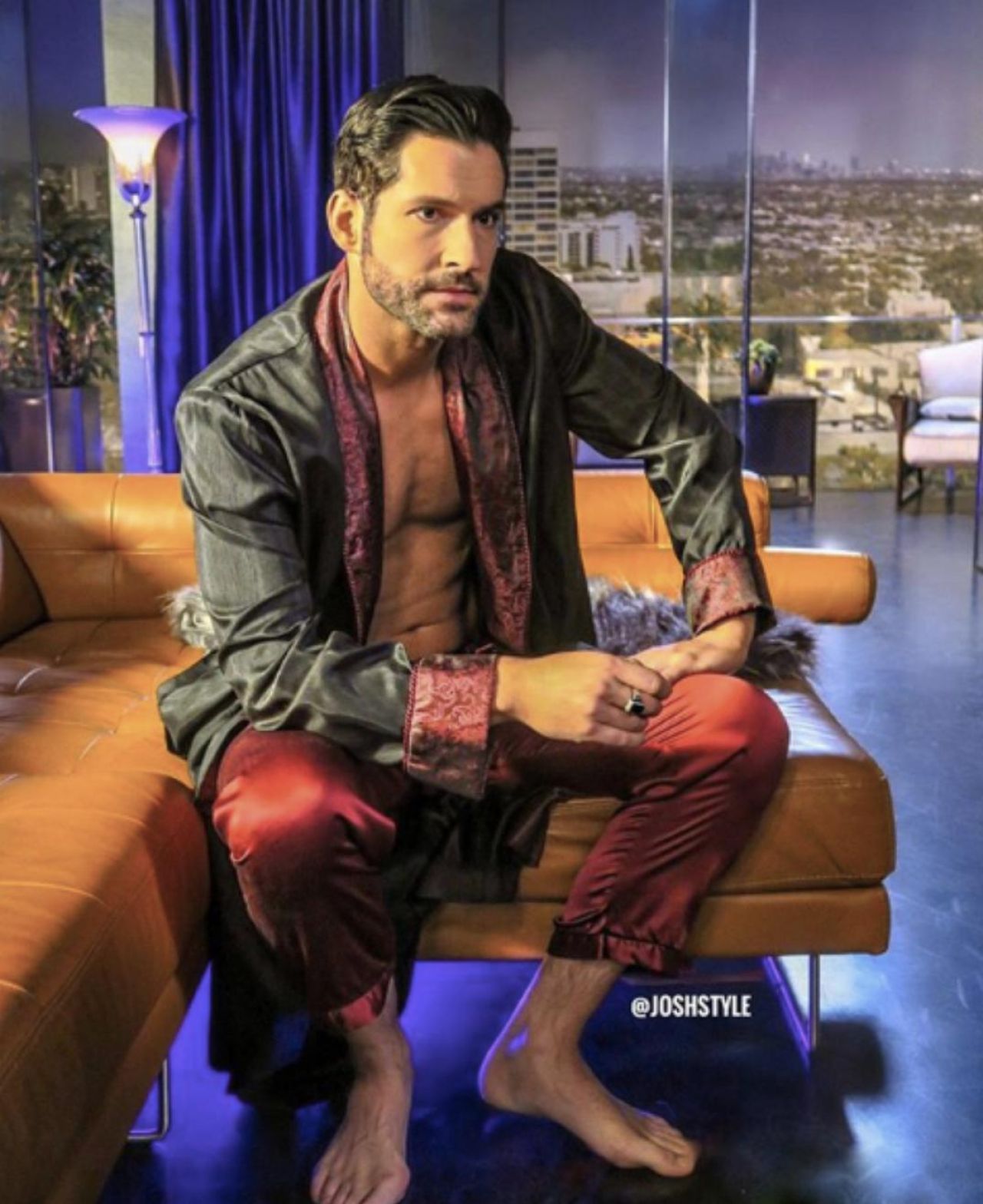 The pajamas and the robe of Lucifer Morningstar (Tom Ellis) on a photo ...