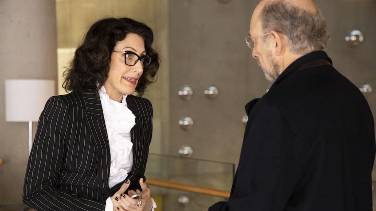 The blouse worn by the Dr. Marina Blaize (Lisa Edelstein) in the series ...