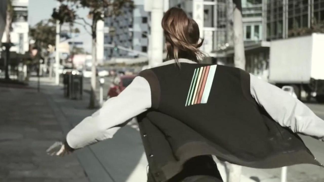 The jacket English 79 in the clip Diamond Veins with Sarah Rebecca ...