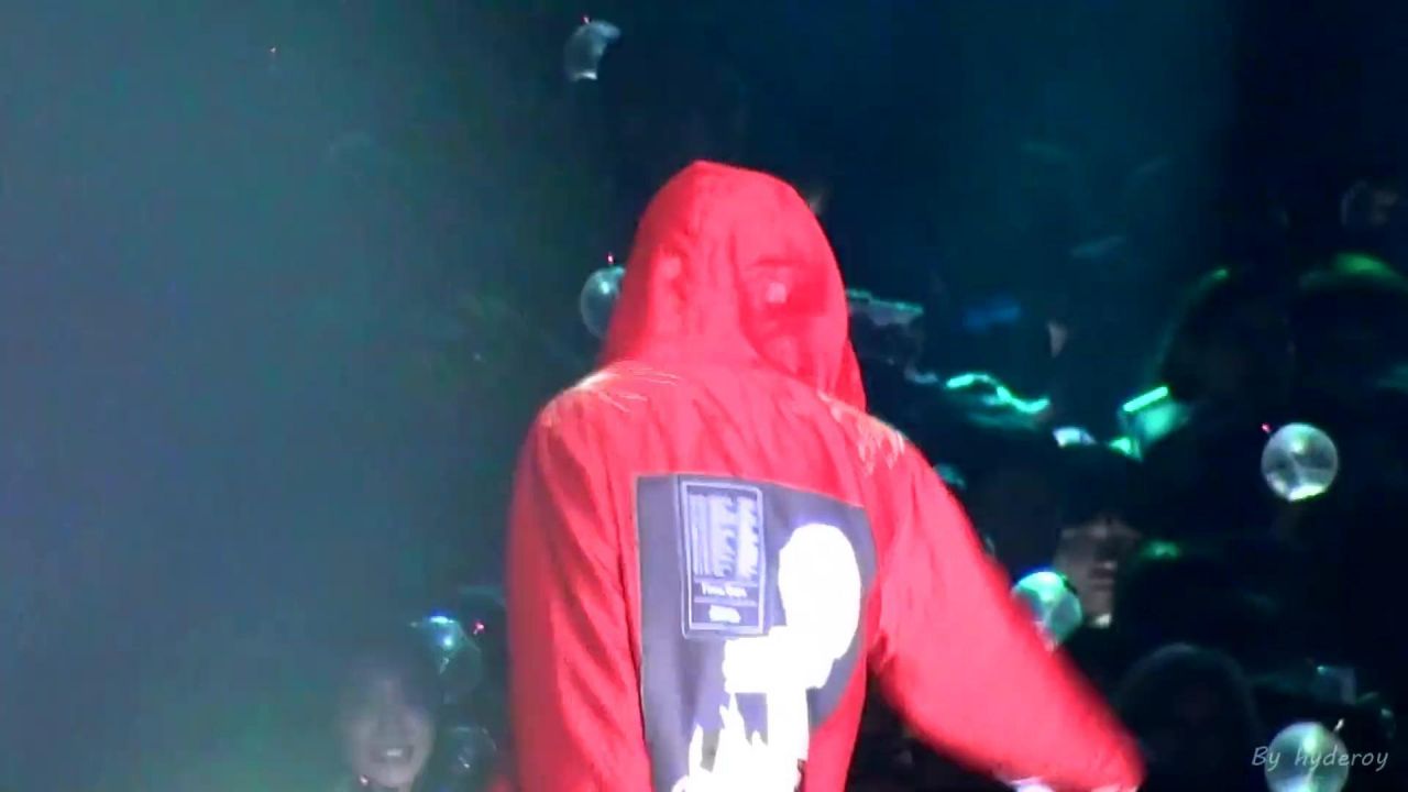 The red jacket worn by Suga in the video BTS on stage: epilogue in ...