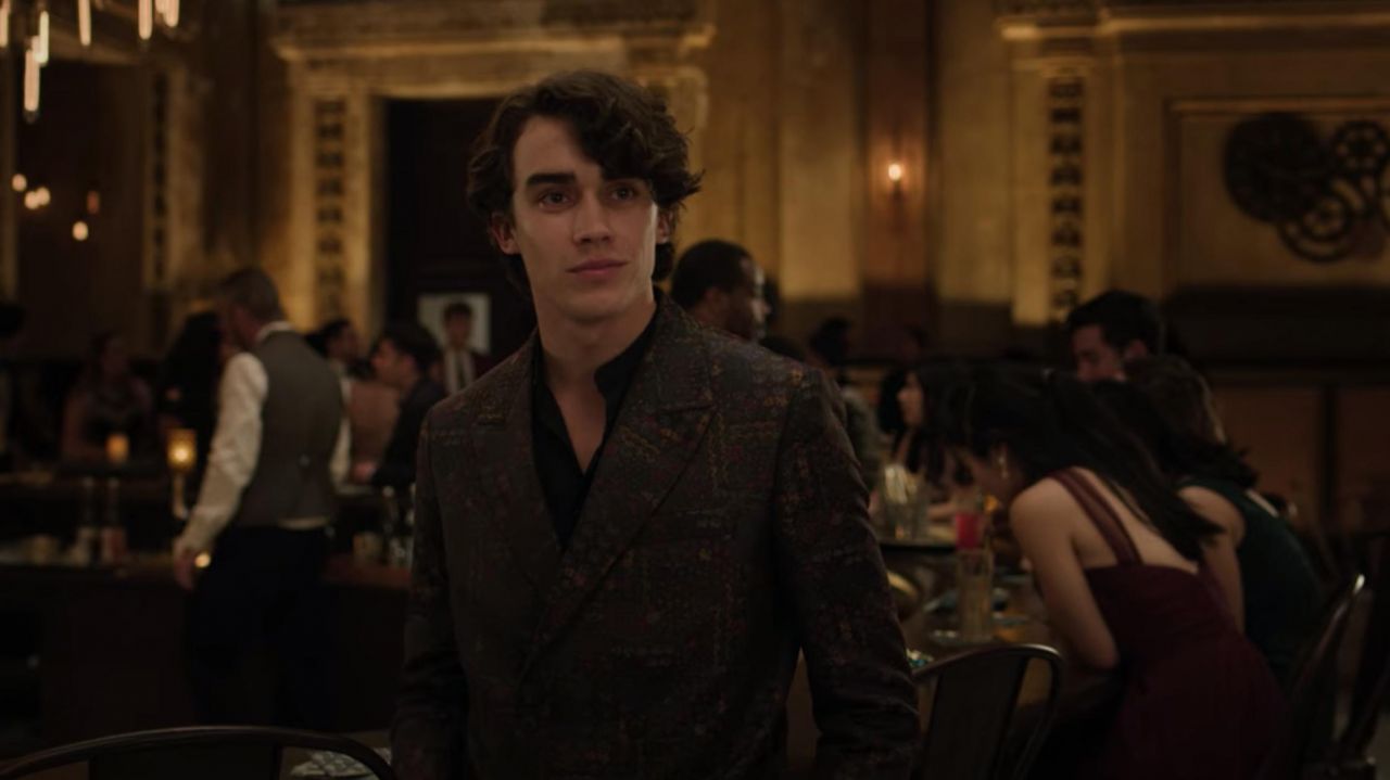 Blazer worn by Winston Williams (Deaken Bluman) in 13 Reasons Why ...