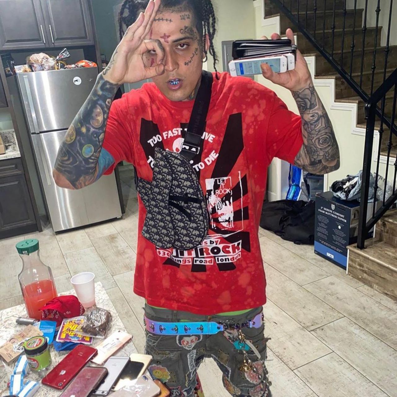 Belt worn by SosMula on his Instagram account @sosmula | Spotern