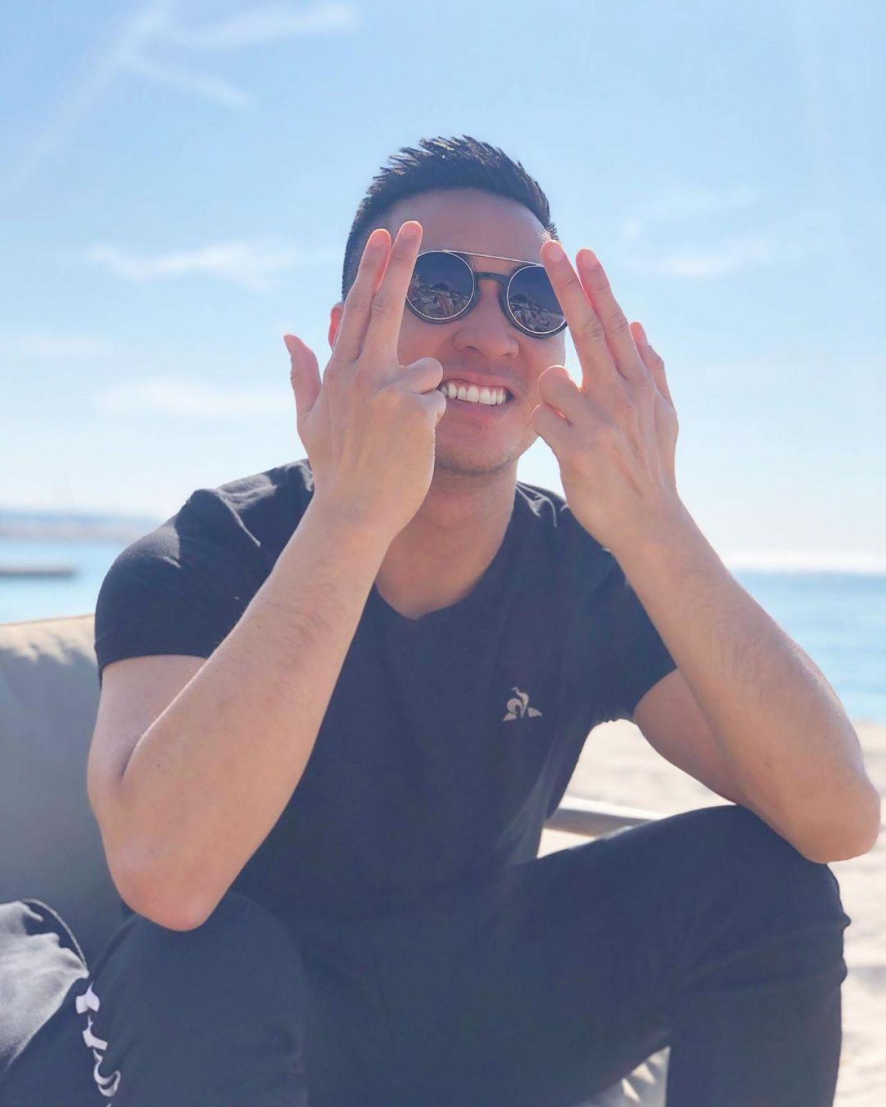 Glasses worn by Fred Van Long on the account Instagram of @fredvanlong ...