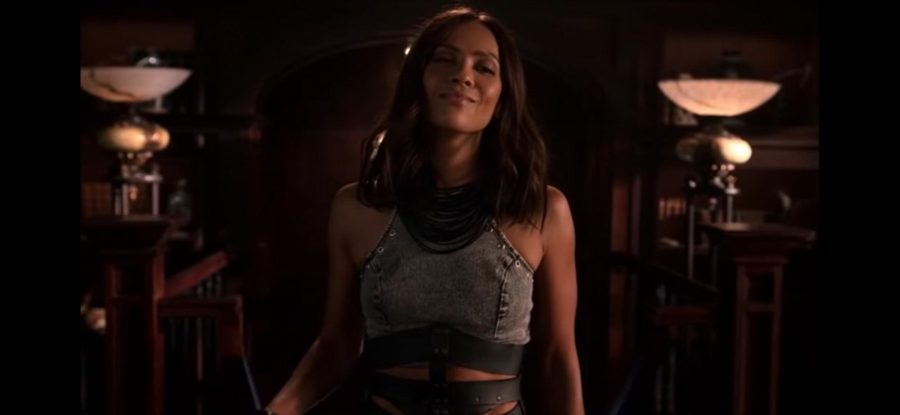Grey top with black leather stripes worn by Mazikeen "Maze" in Lucifer ...
