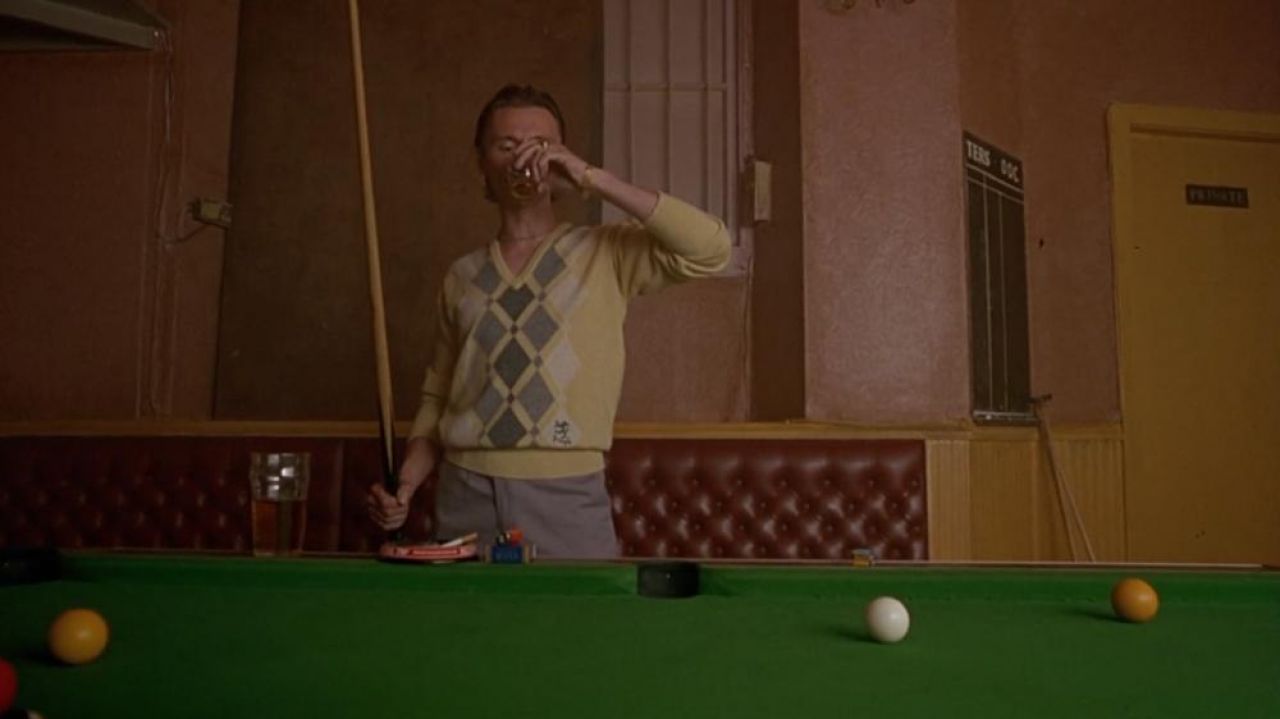 Argyle Jumper worn by Begbie Robert Carlyle in Trainspotting | Spotern