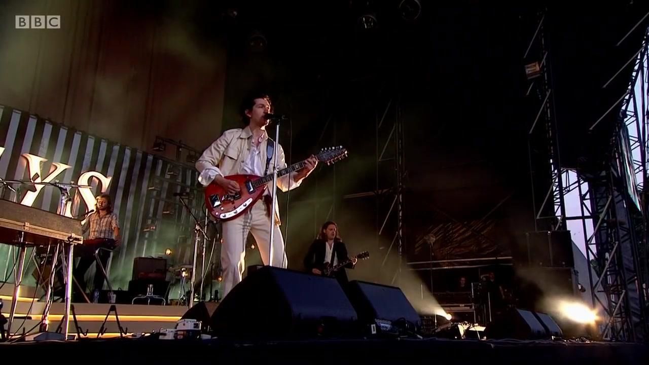 Safari Suit worn by Alex Turner in Arctic Monkeys live at TRNSMT ...
