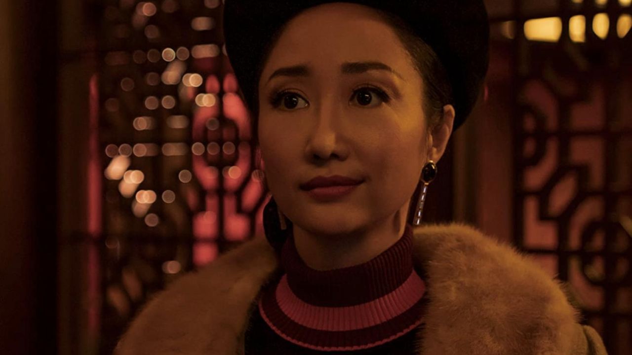 Turtleneck sweater worn by Leni (Leni Ito) as seen in Goliath (S04E07 ...