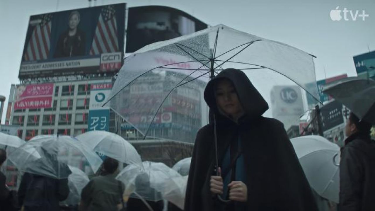 Cape coat worn by Mitsuki (Shiori Kutsuna) as seen in Invasion Tv ...