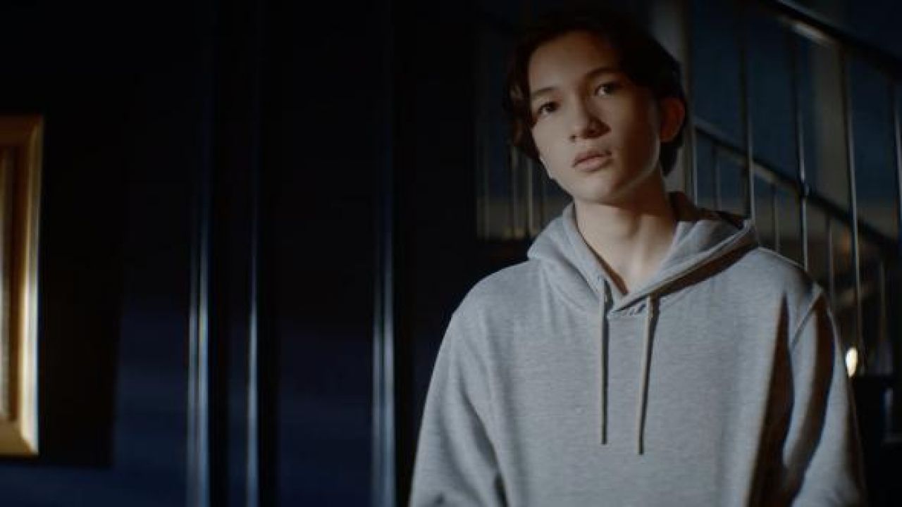 Grey Hoodie Sweater worn by Junior Wheeler (Teo Briones) in Chucky TV ...