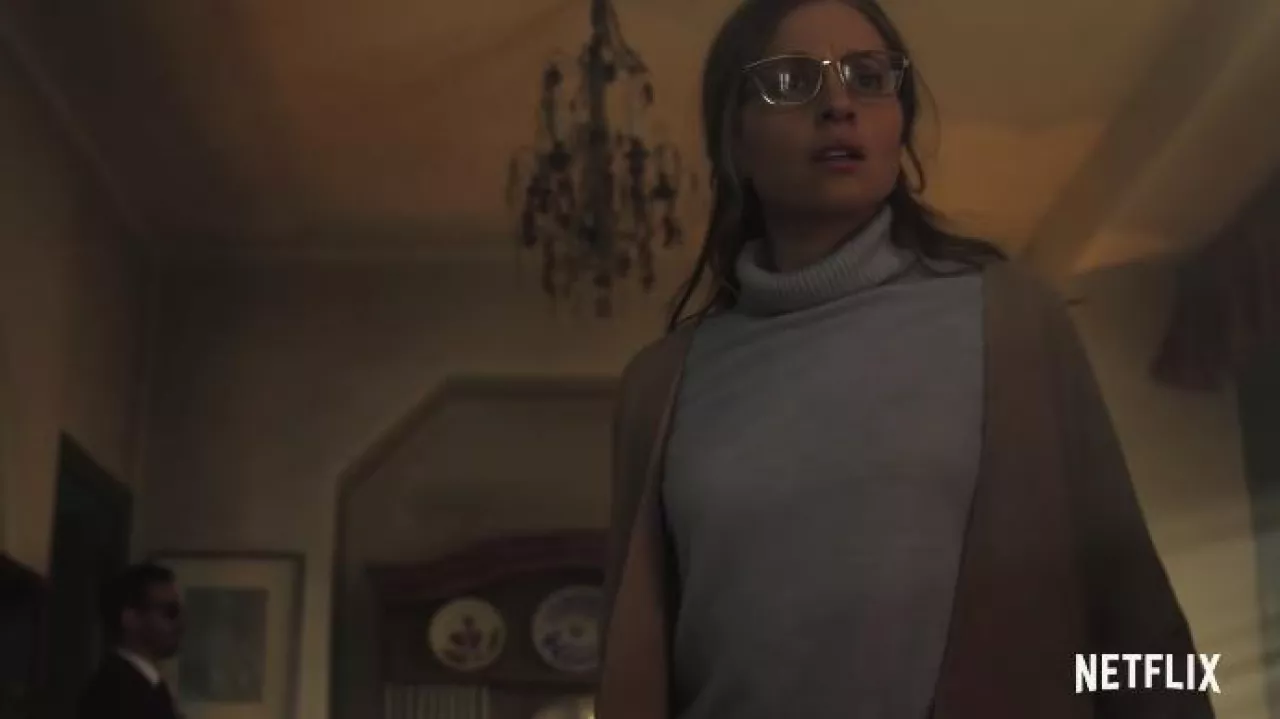 Grey Turtleneck Sweater worn by Jenny Franklin (Margarita Levieva) as ...