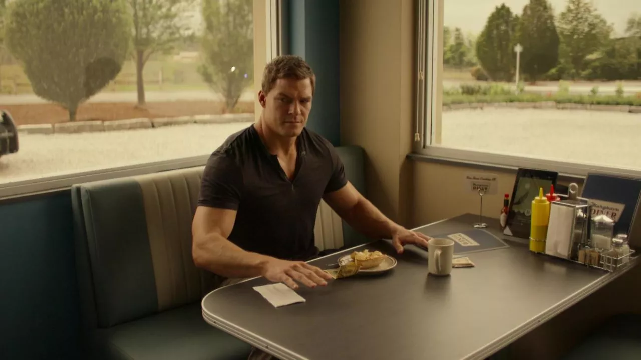 Brown Zip T-shirt worn by Jack Reacher (Alan Ritchson) as seen in ...