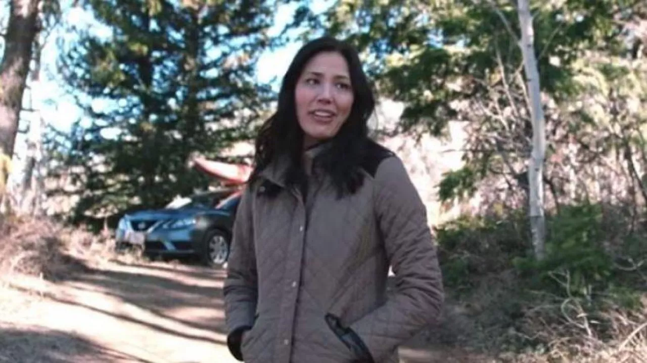 Grey quilted Jacket worn by Sarah Nguyen (Michaela Conlin) in ...