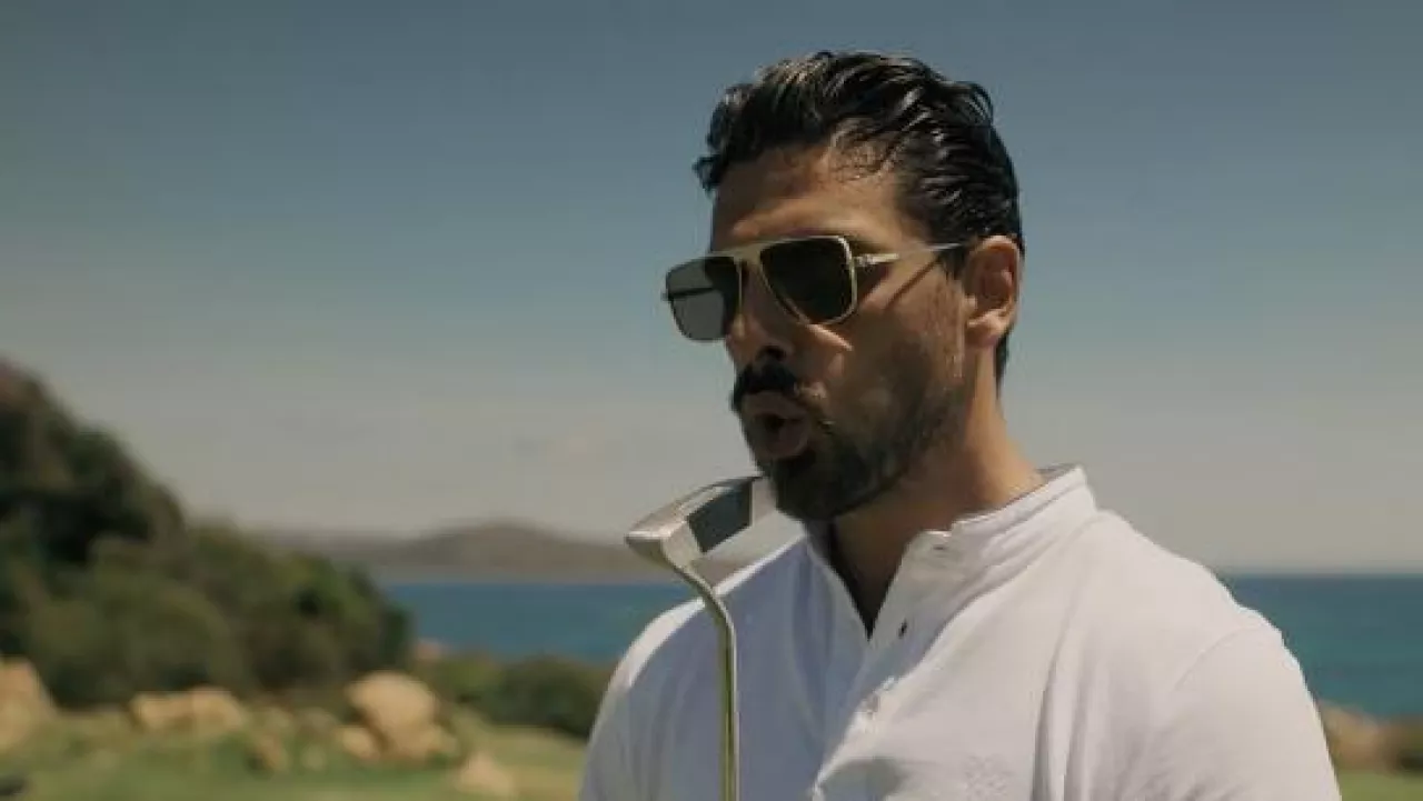 Sunglasses worn by Massimo / Adriano (Michele Morrone) as seen in 365 ...