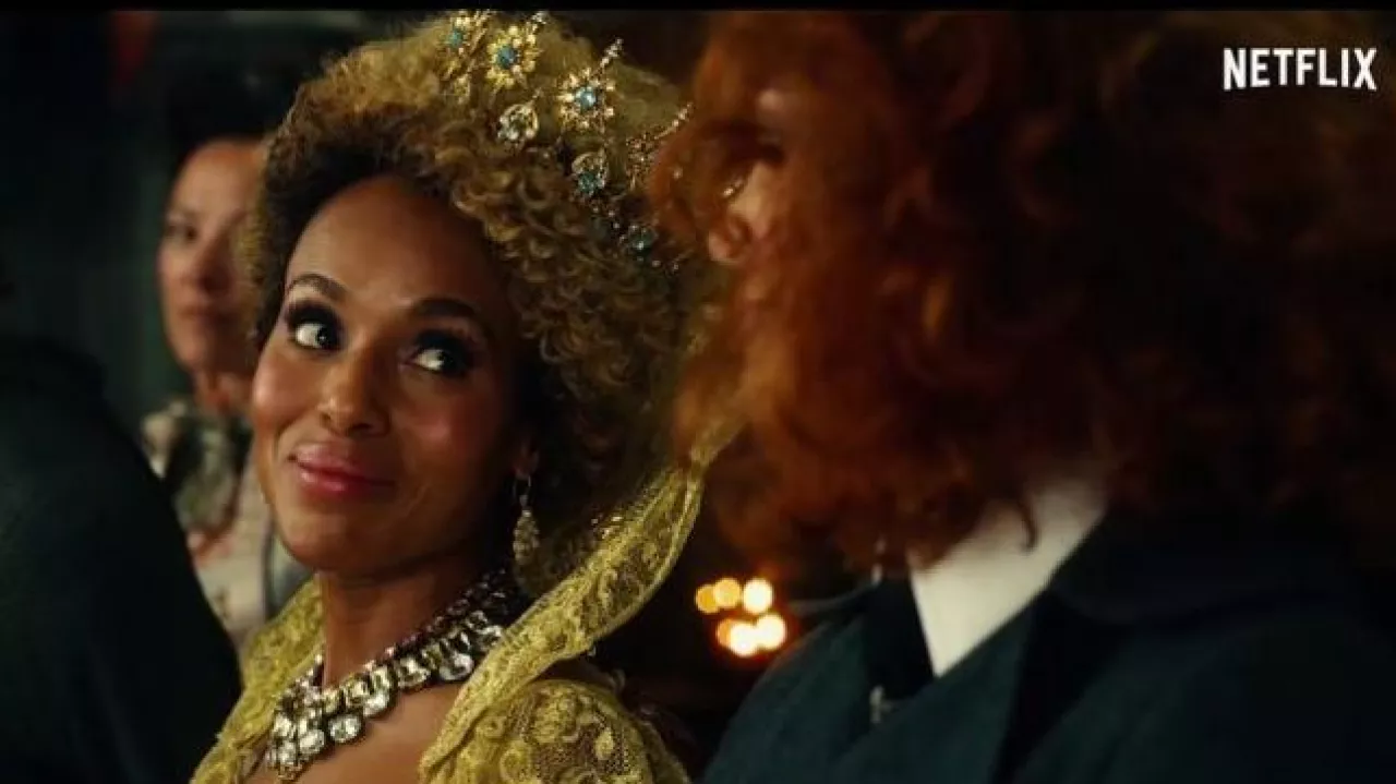 Necklace worn by Professor Dovey (Kerry Washington) as seen in The ...