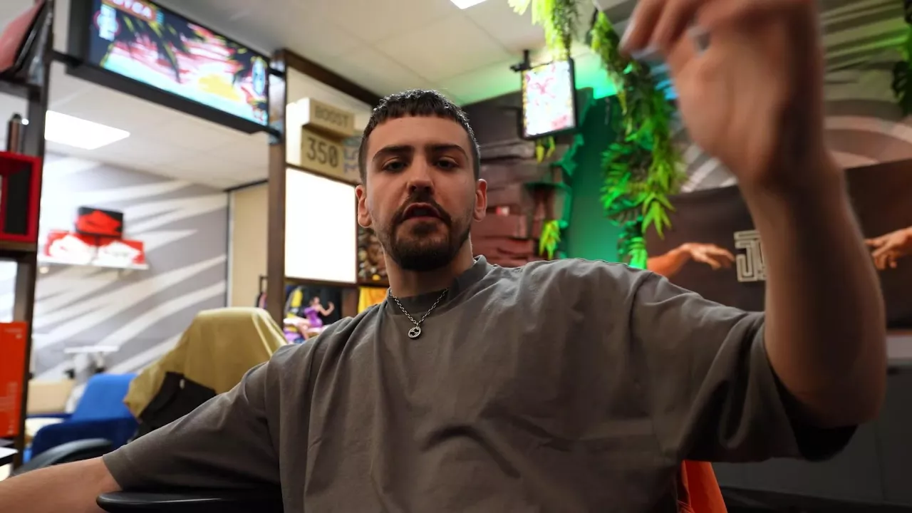 The necklace worn by Joyca in her YouTube video THE LAST ONE WHO GOES ...