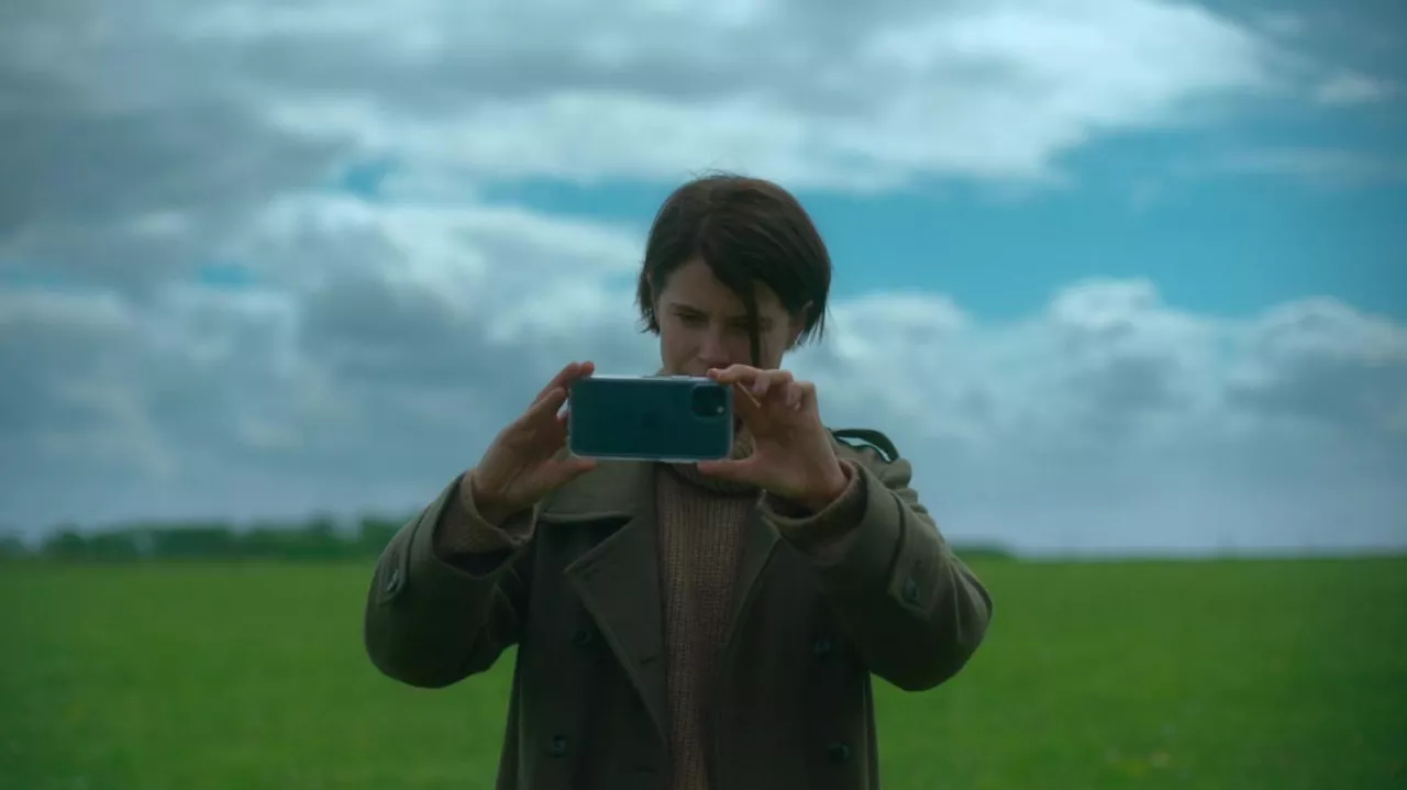 Green Wool Trench Coat worn by Harper (Jessie Buckley) as seen in Men ...