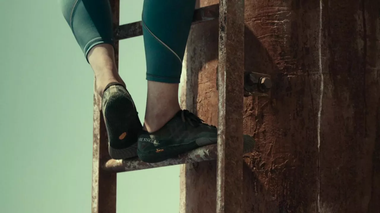 Merrell Hiking Shoes worn by Becky Connor (Grace Caroline Currey) as ...