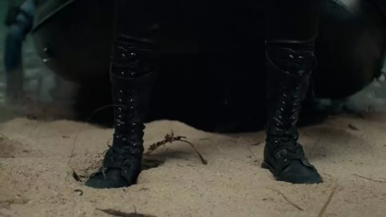 Combat boots worn by Jo Braddock (Tati Gabrielle) in Uncharted movie ...