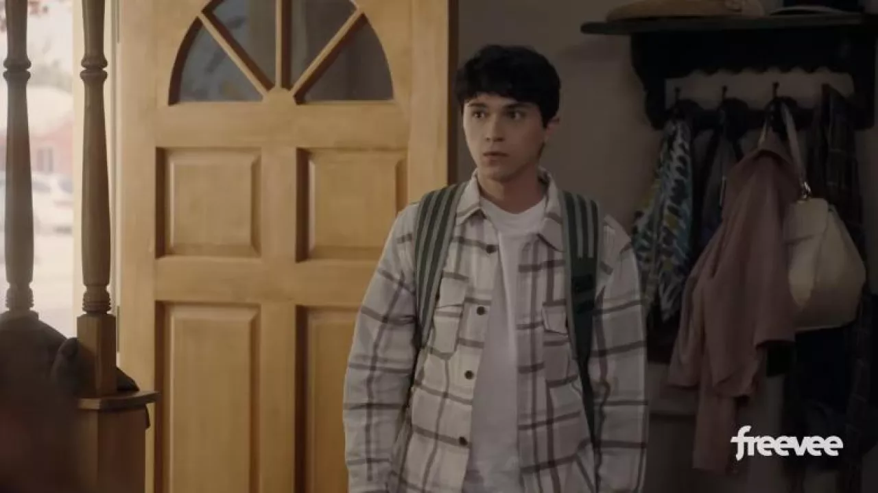 Plaid shirt worn by Rafa (Ignacio Diaz-Silverio) as seen in Primo TV series (Season 1) | Spotern