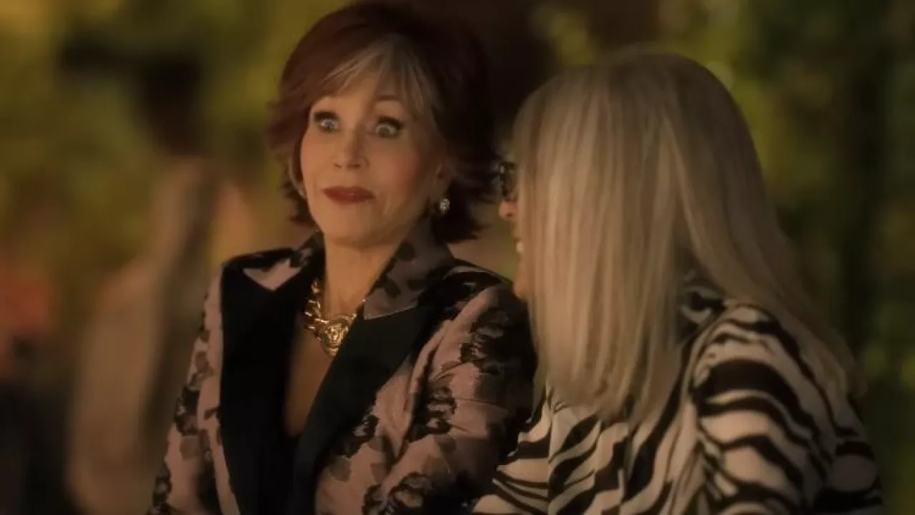 Velvet Blazer jacket worn by Vivian (Jane Fonda) as seen in Book Club ...