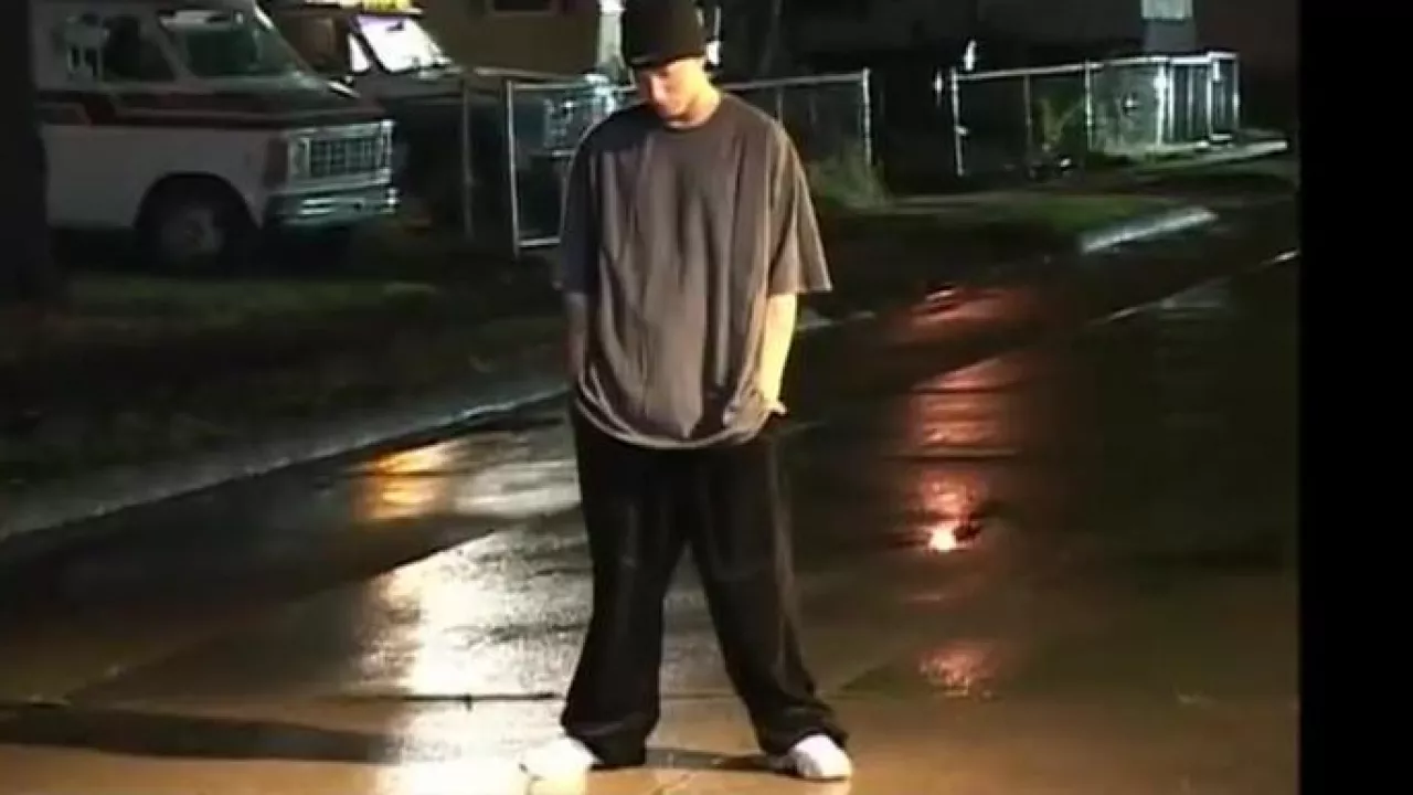Baggy Pants worn by Eminem in Lose Yourself (Behind The Scenes) Music ...