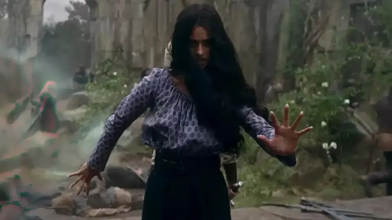 Lilac printed blouse worn by Yennefer (Anya Chalotra) in The Witcher TV ...