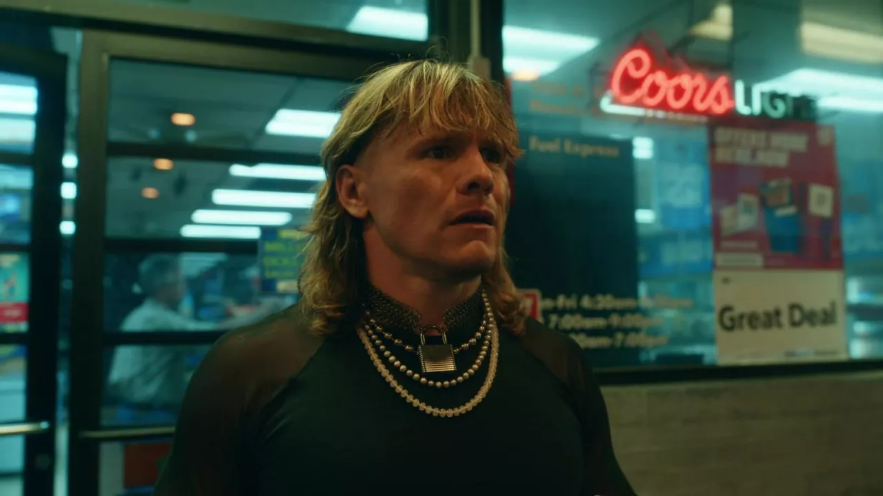 Padlock Pendant Necklace worn by Keefe Chambers (Tony Cavalero) in The ...
